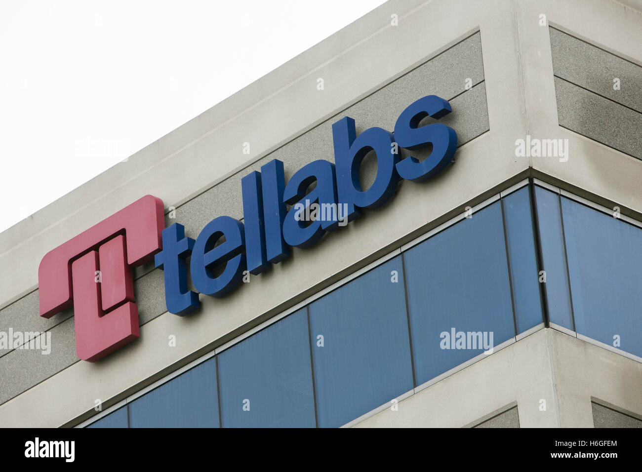 Tellabs hi-res stock photography and images - Alamy