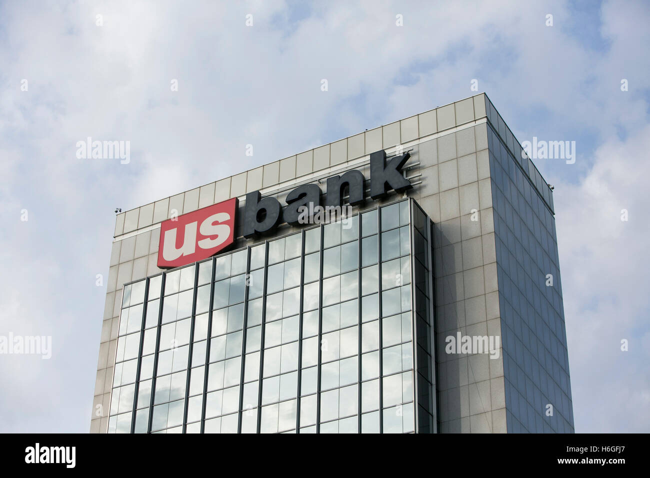 Us bank logo hi-res stock photography and images - Alamy