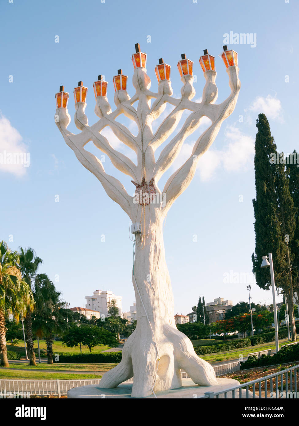 Chanuka hi-res stock photography and images - Alamy