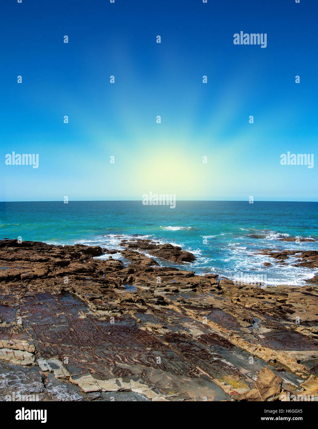 australian ocean coast and sun Stock Photo - Alamy