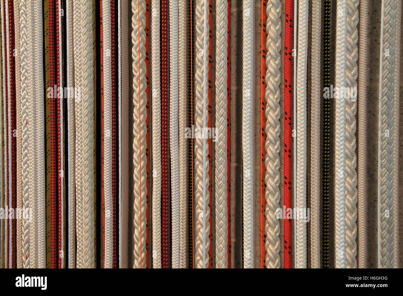 Interlace ropes hi-res stock photography and images - Alamy