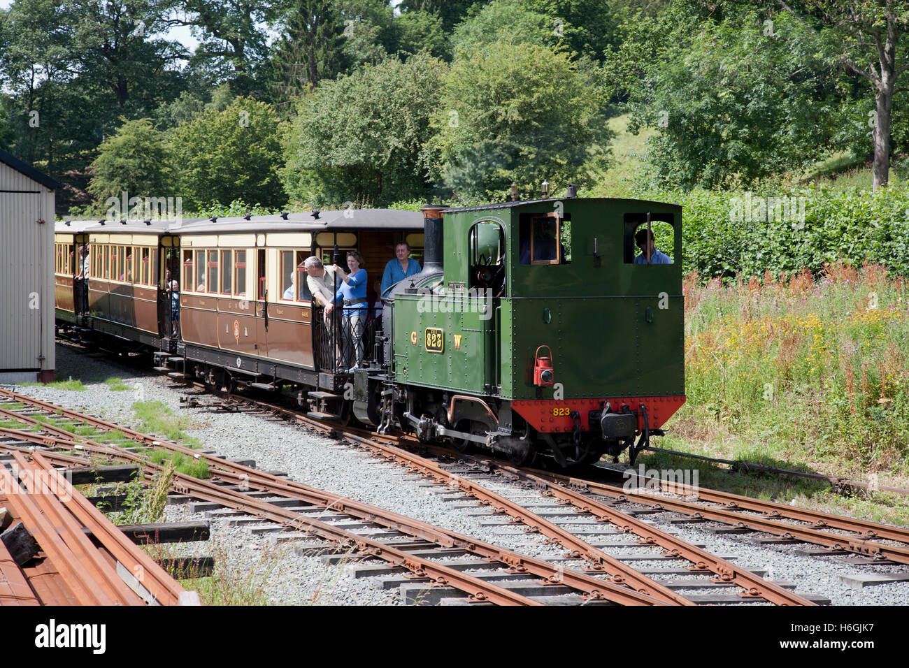 Welshpool and Llanfair Railway engine Countess at Raven Square station ...