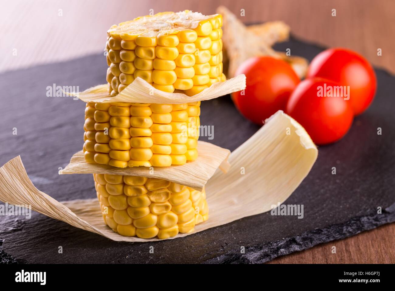 Corn husk stack hi-res stock photography and images - Alamy