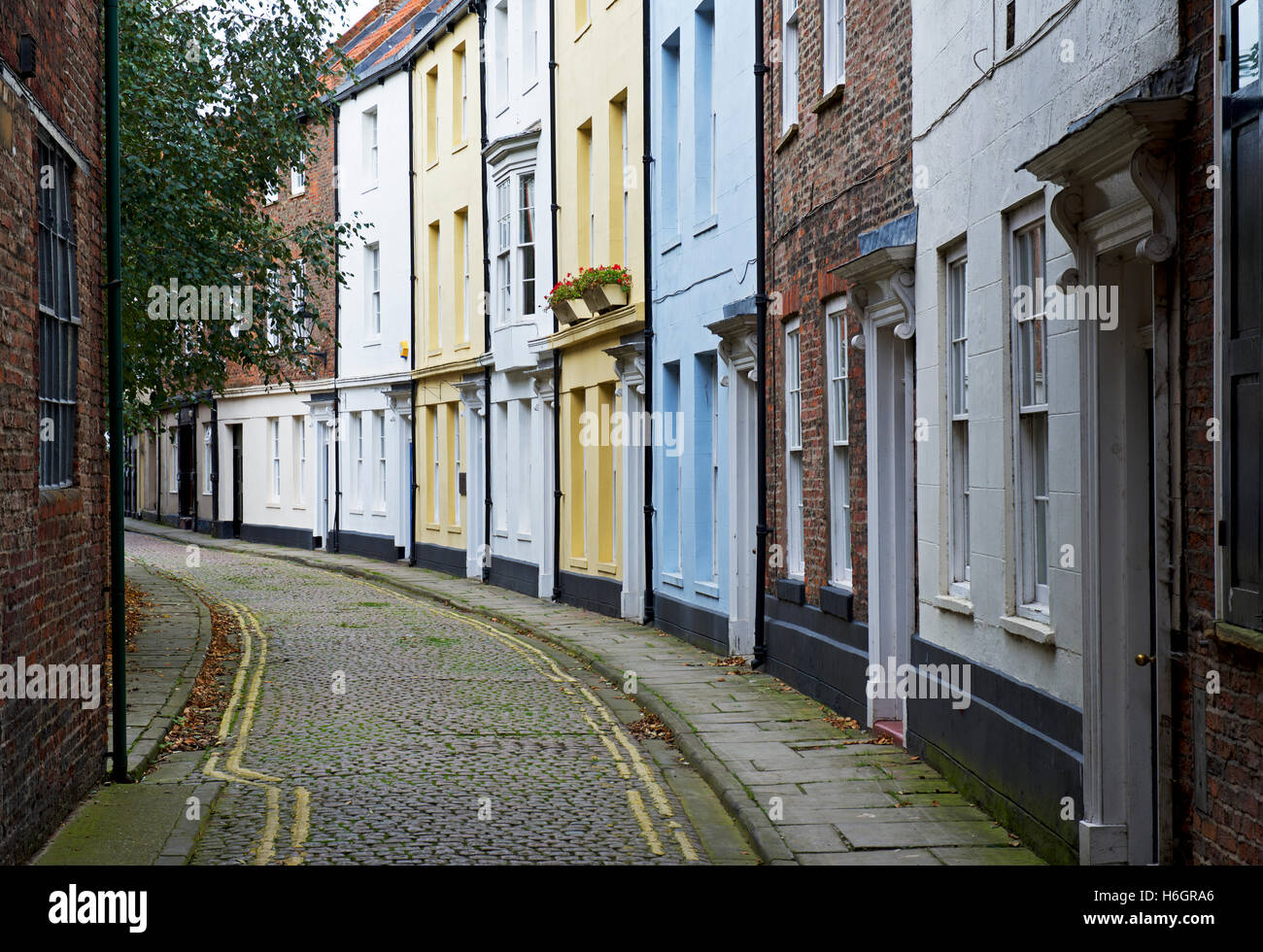 Prince street old town hull hi-res stock photography and images - Alamy
