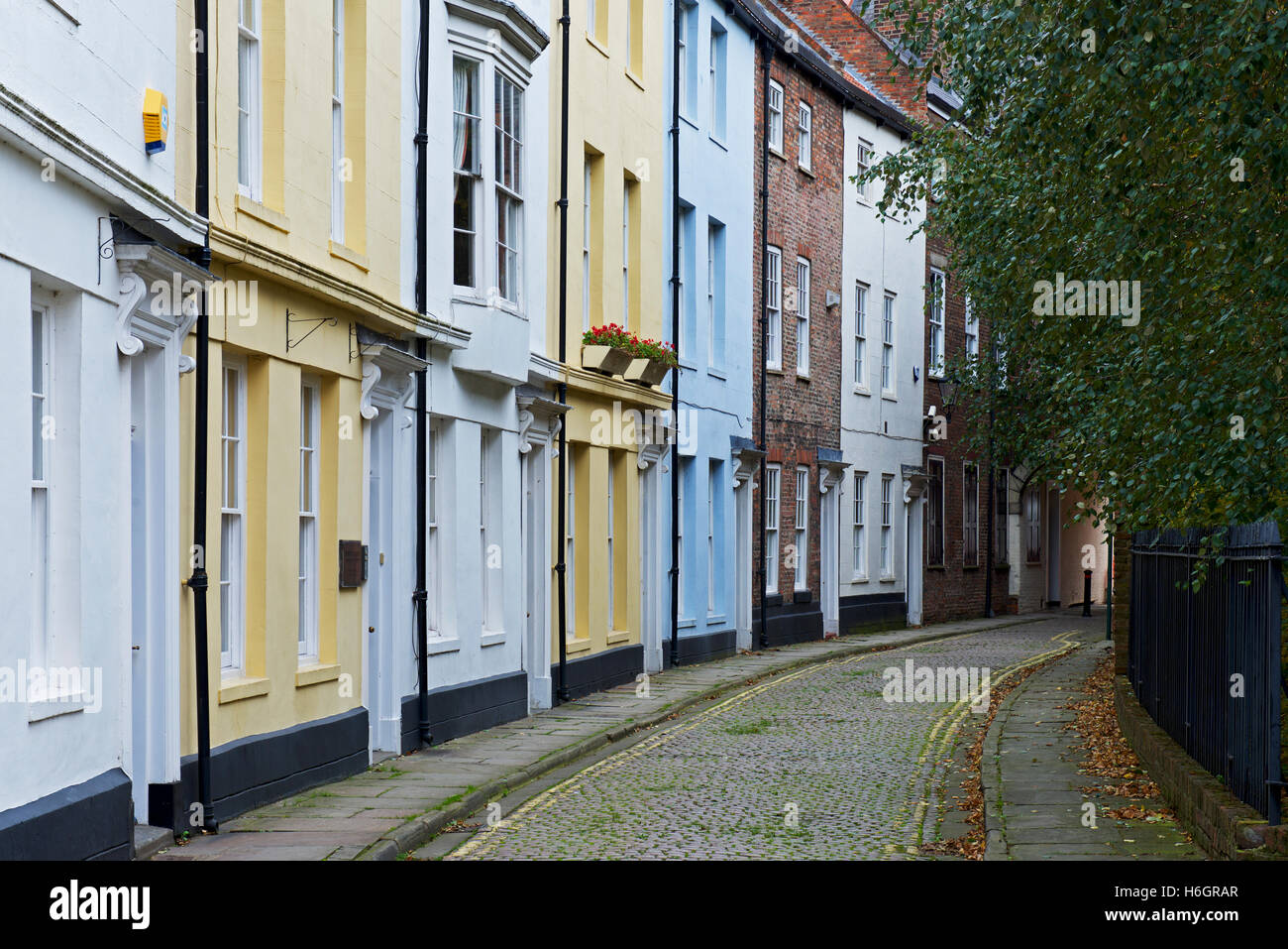 Prince street old town hull hi-res stock photography and images - Alamy