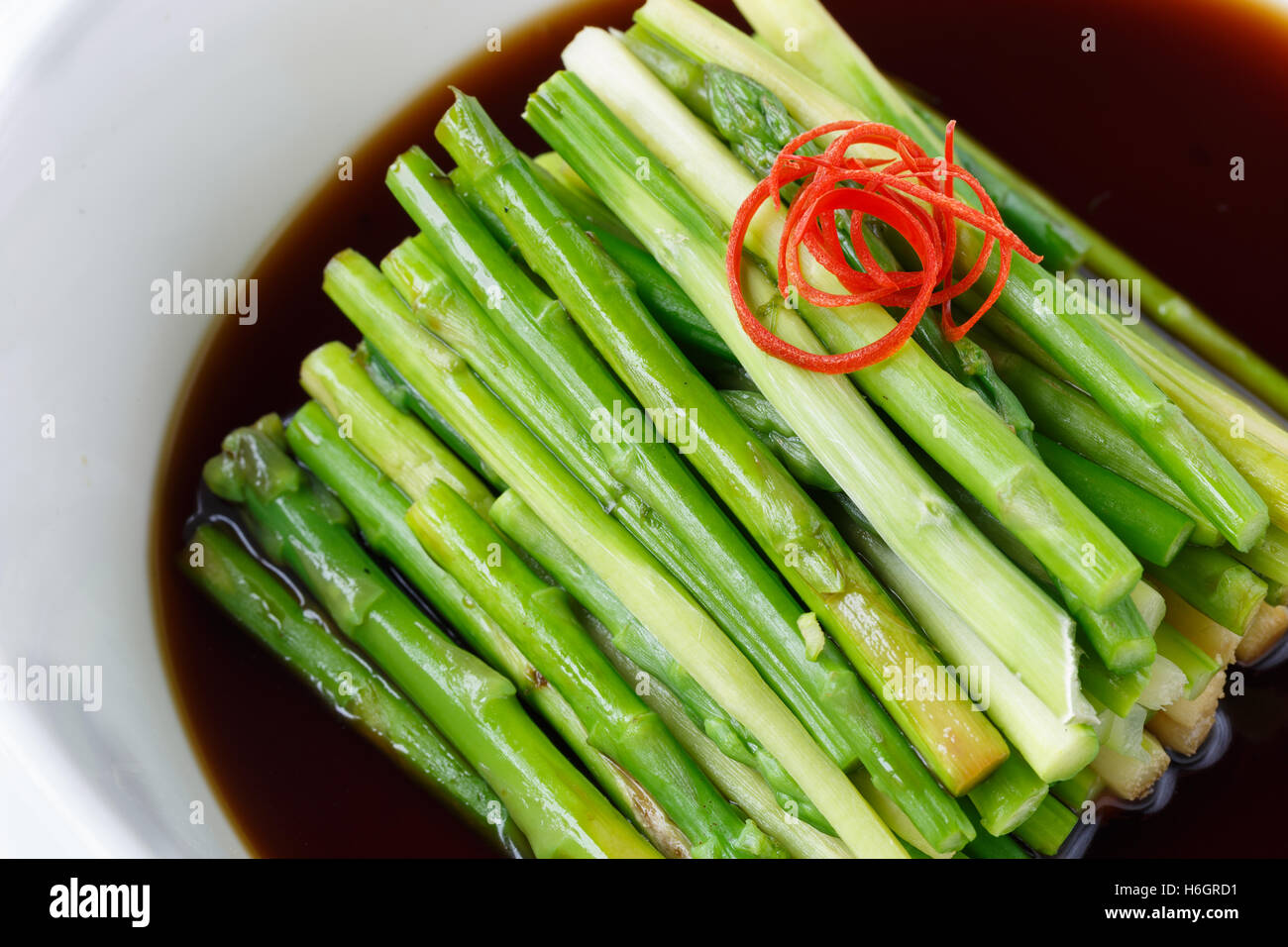 Vegetable dish, Chinese cooking Stock Photo - Alamy
