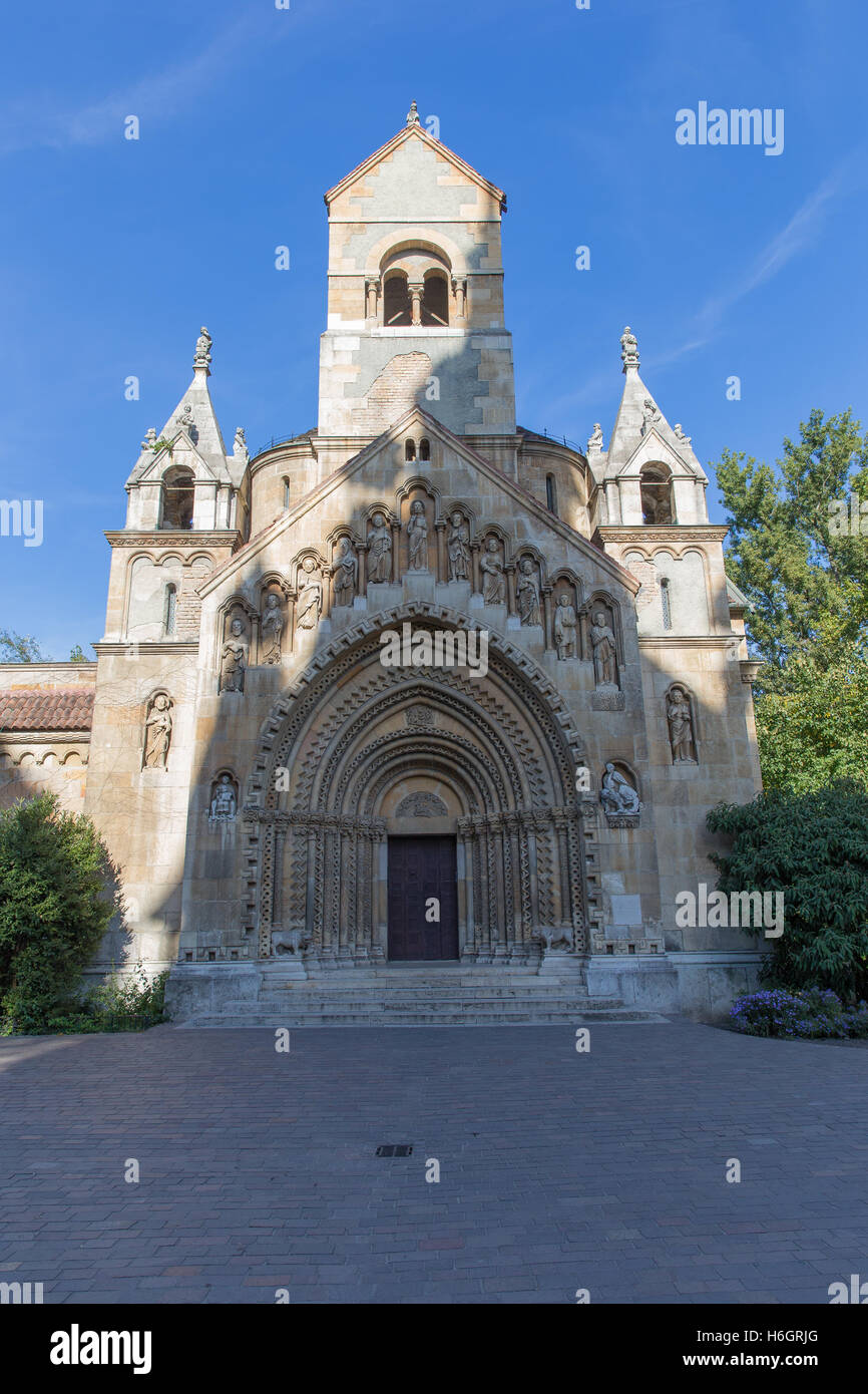 Old church or chapel. cathedral Stock Photo - Alamy
