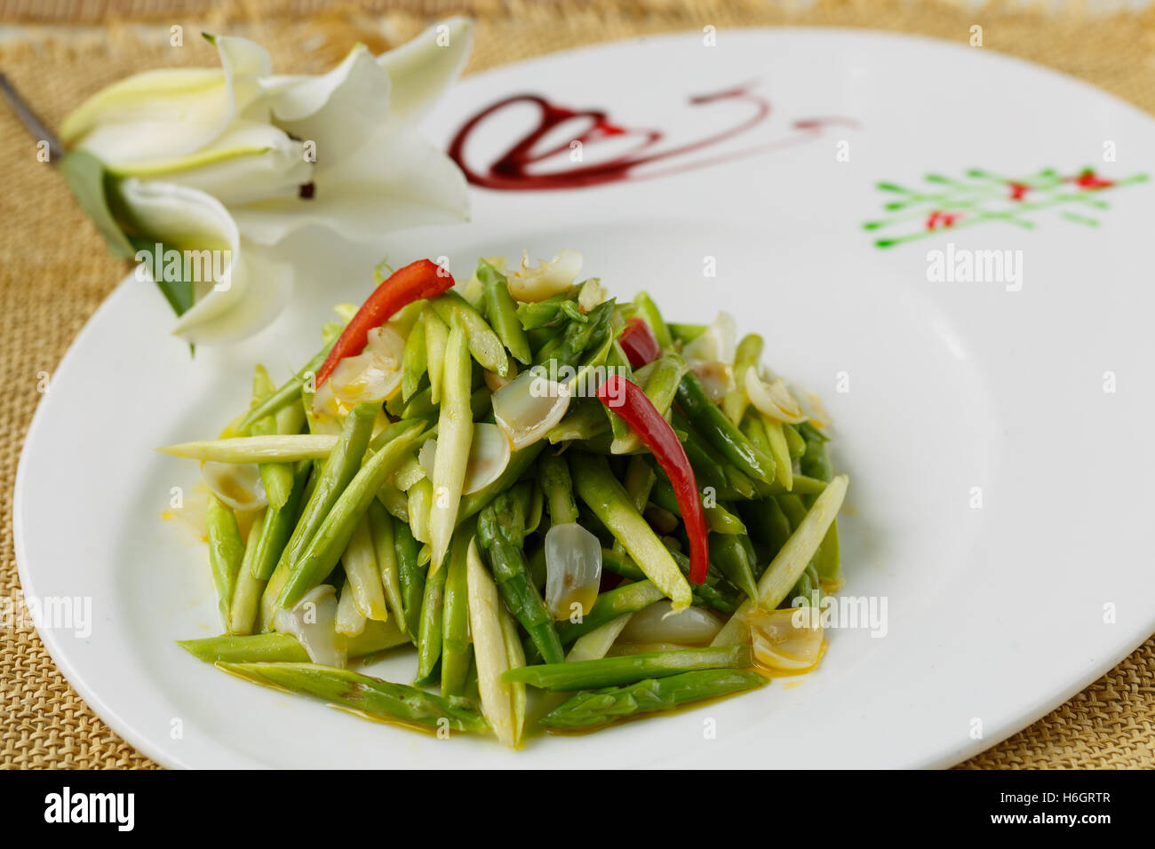 Vegetable dish, Chinese cooking Stock Photo - Alamy