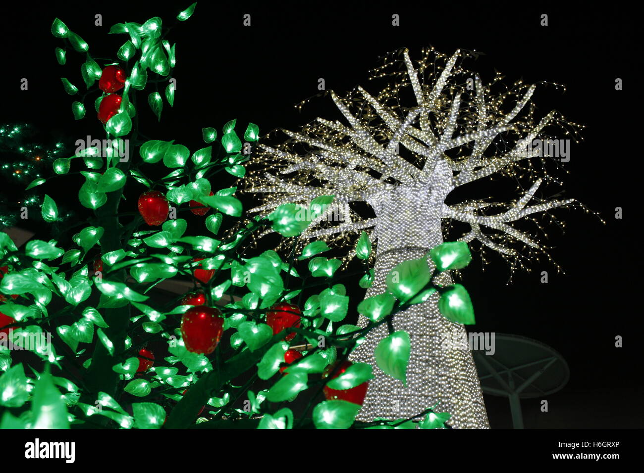 LED apple tree lights at the i-City, Shah Alam, Selangor, Malaysia ...