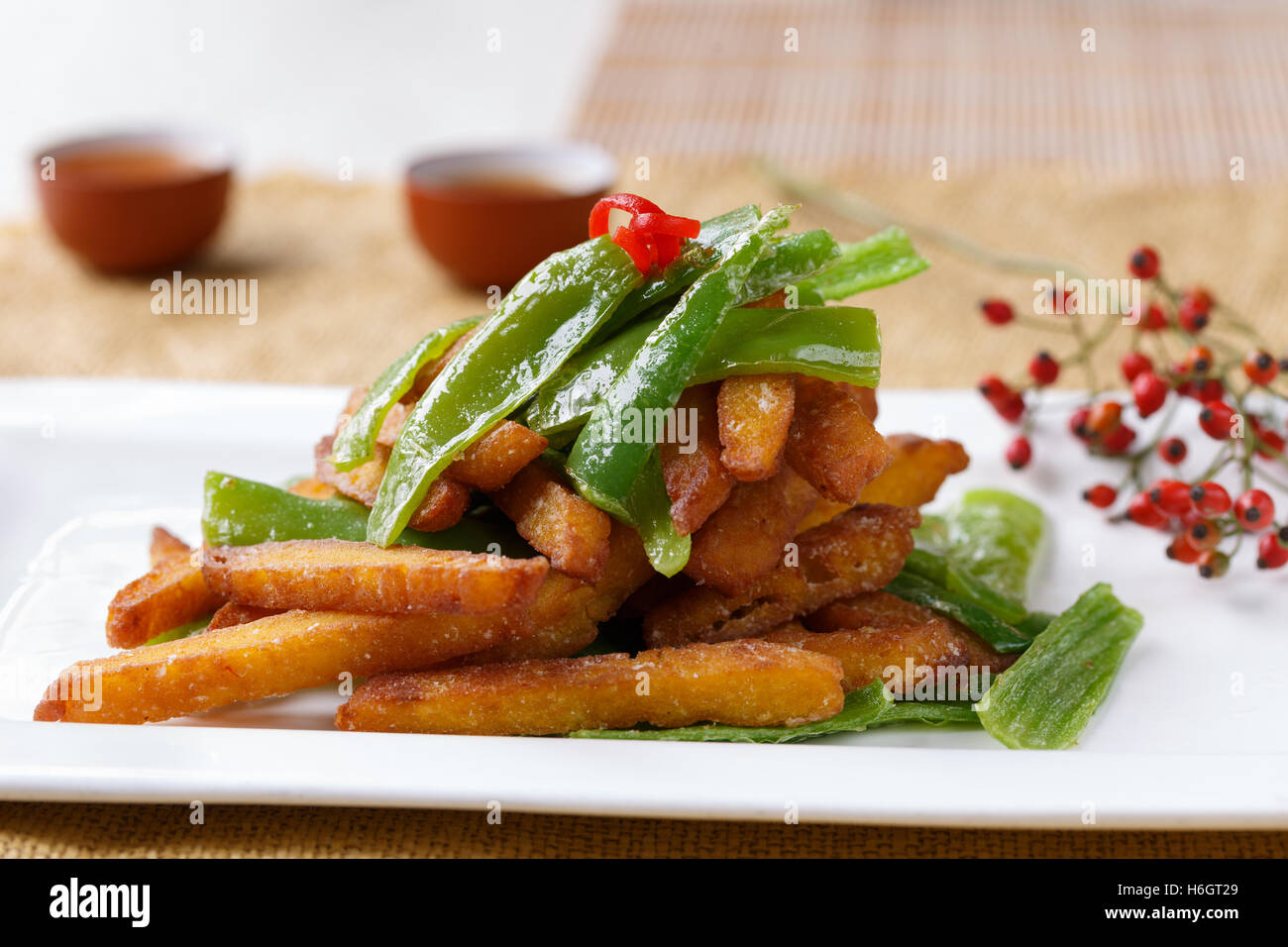 Vegetable dish, Chinese cooking Stock Photo - Alamy