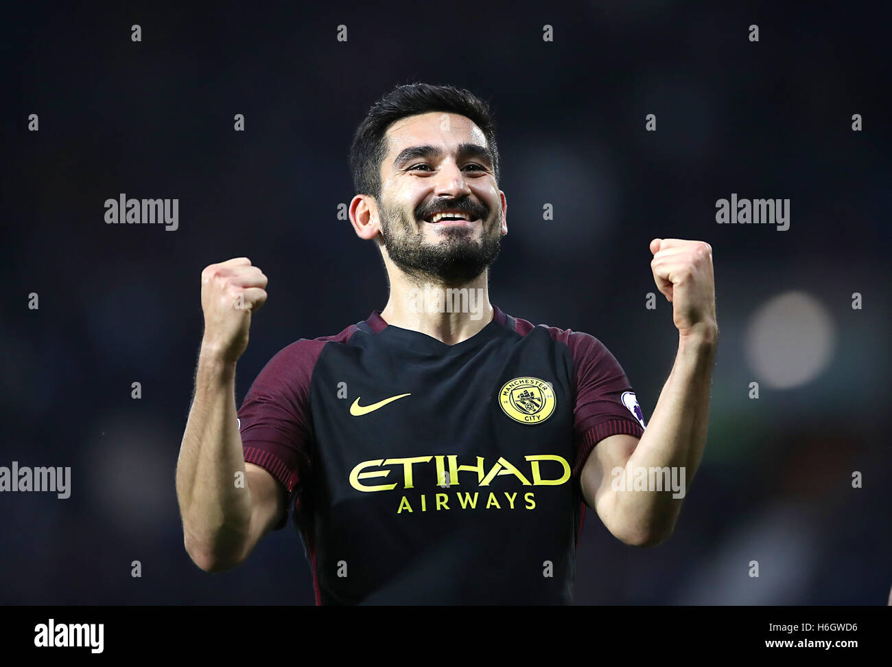 Manchester City's Ilkay Gundogan celebrates scoring his side's third ...