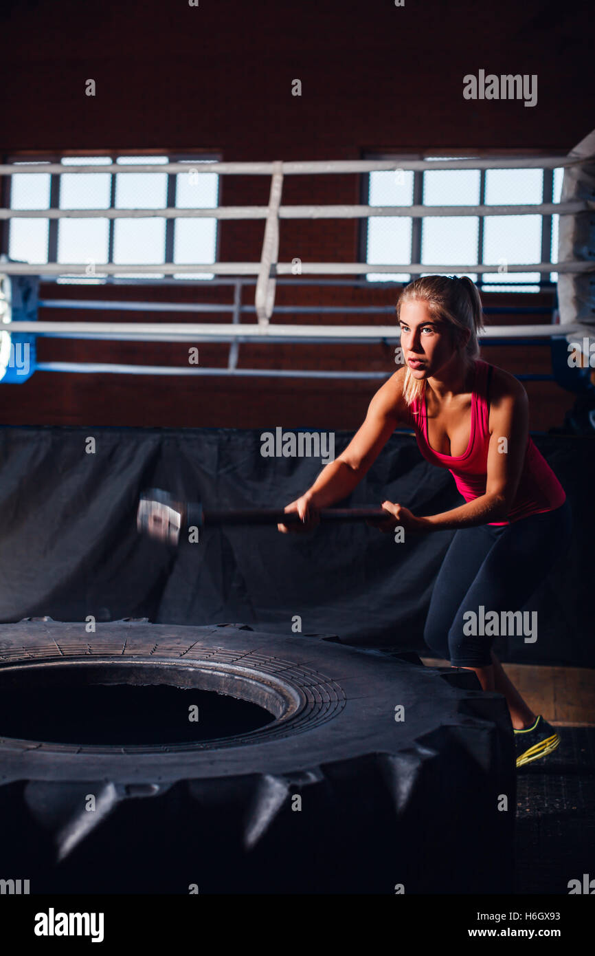 Strong woman hammer hi-res stock photography and images - Alamy