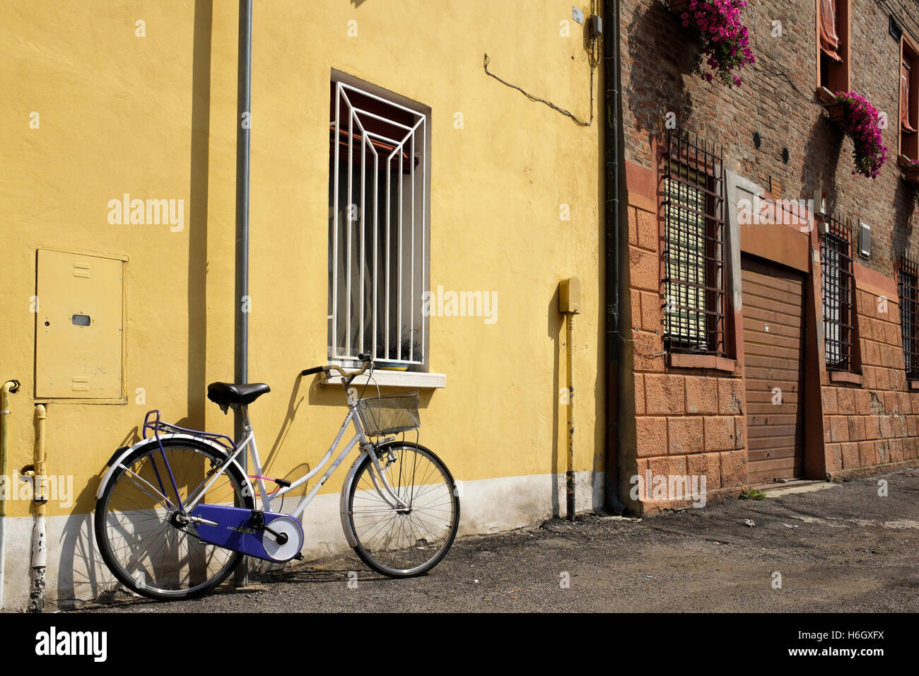Propped against the wall hi-res stock photography and images - Alamy