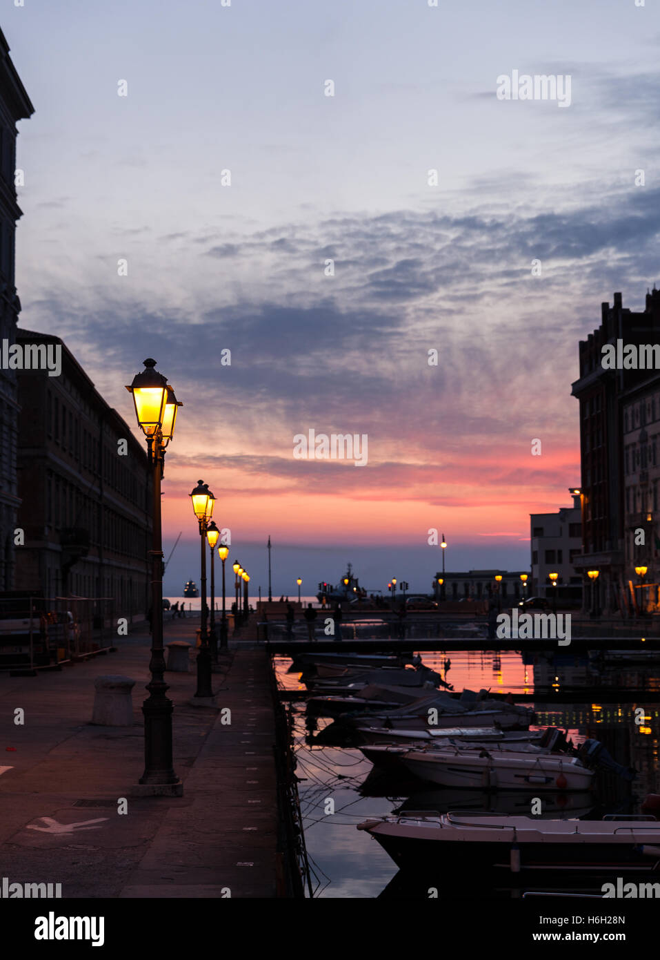 Ponte rosso in trieste hi-res stock photography and images - Alamy