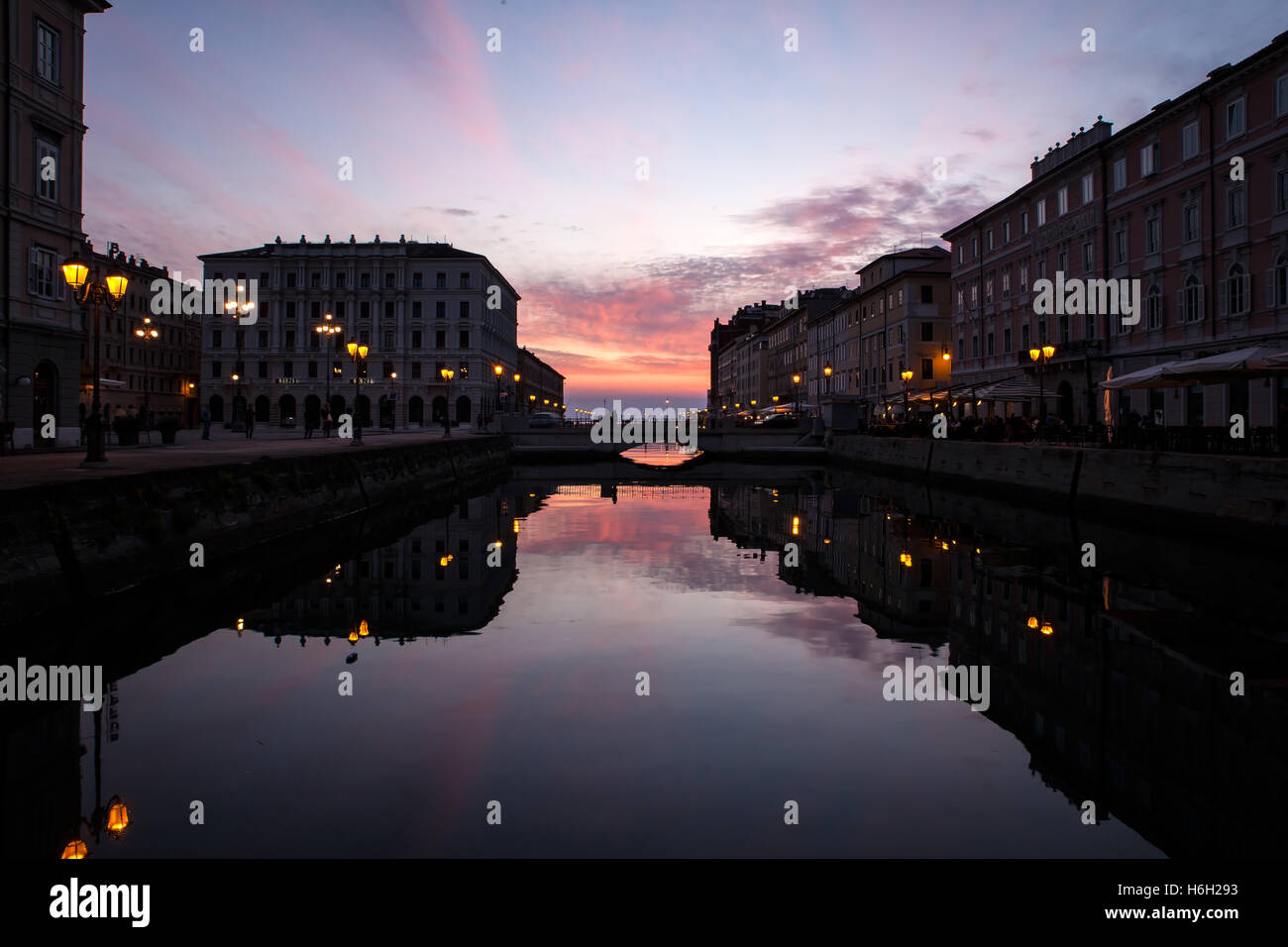 Ponte rosso in trieste hi-res stock photography and images - Alamy