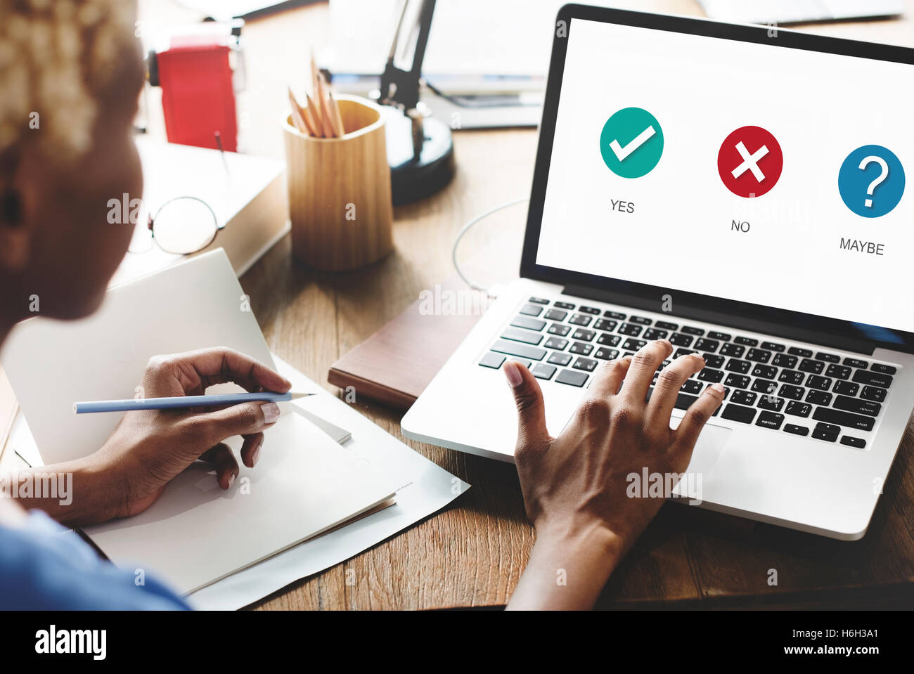Yes No Answer Questionnaire Concept Stock Photo - Alamy