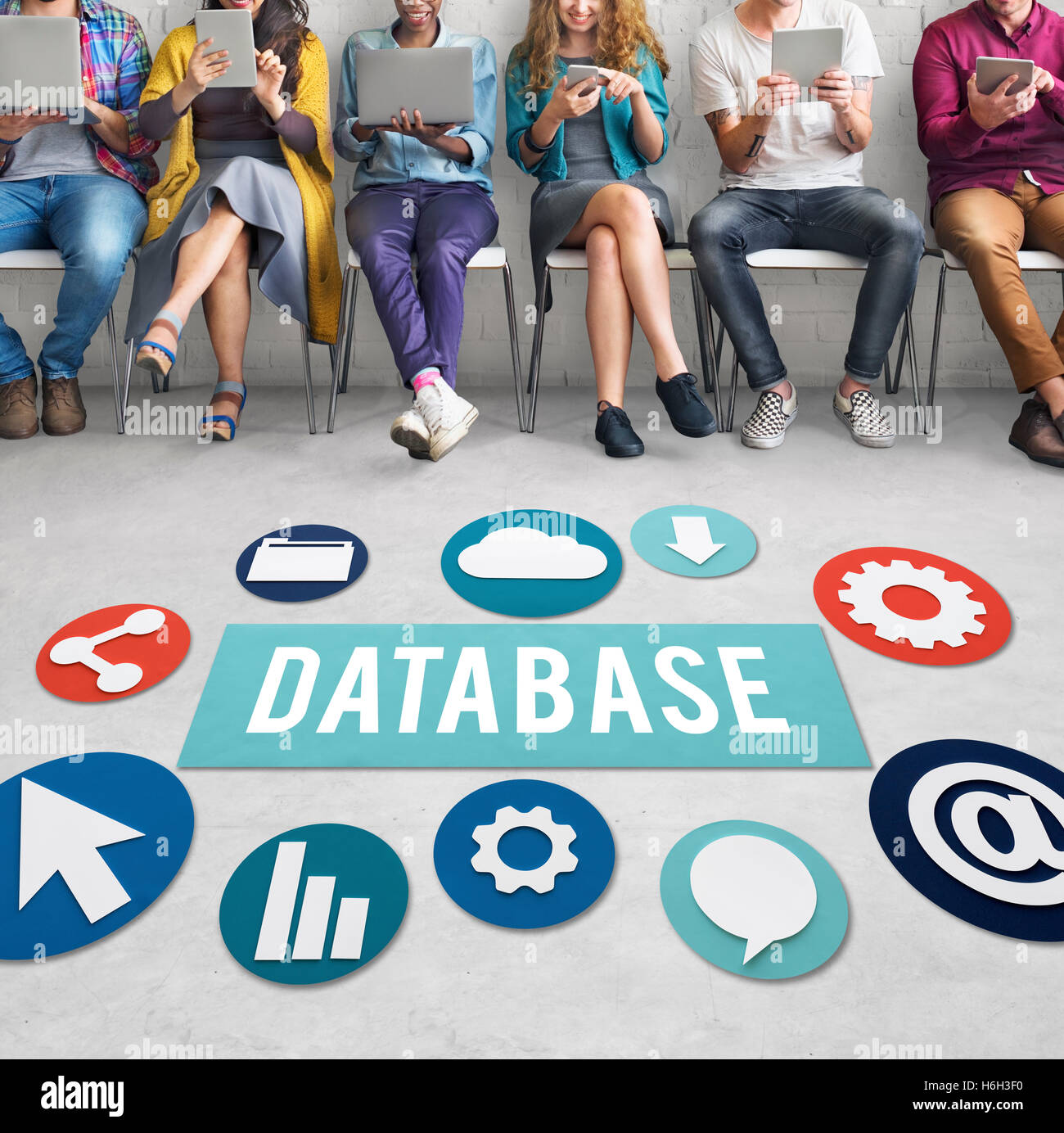 Database connection hi-res stock photography and images - Alamy