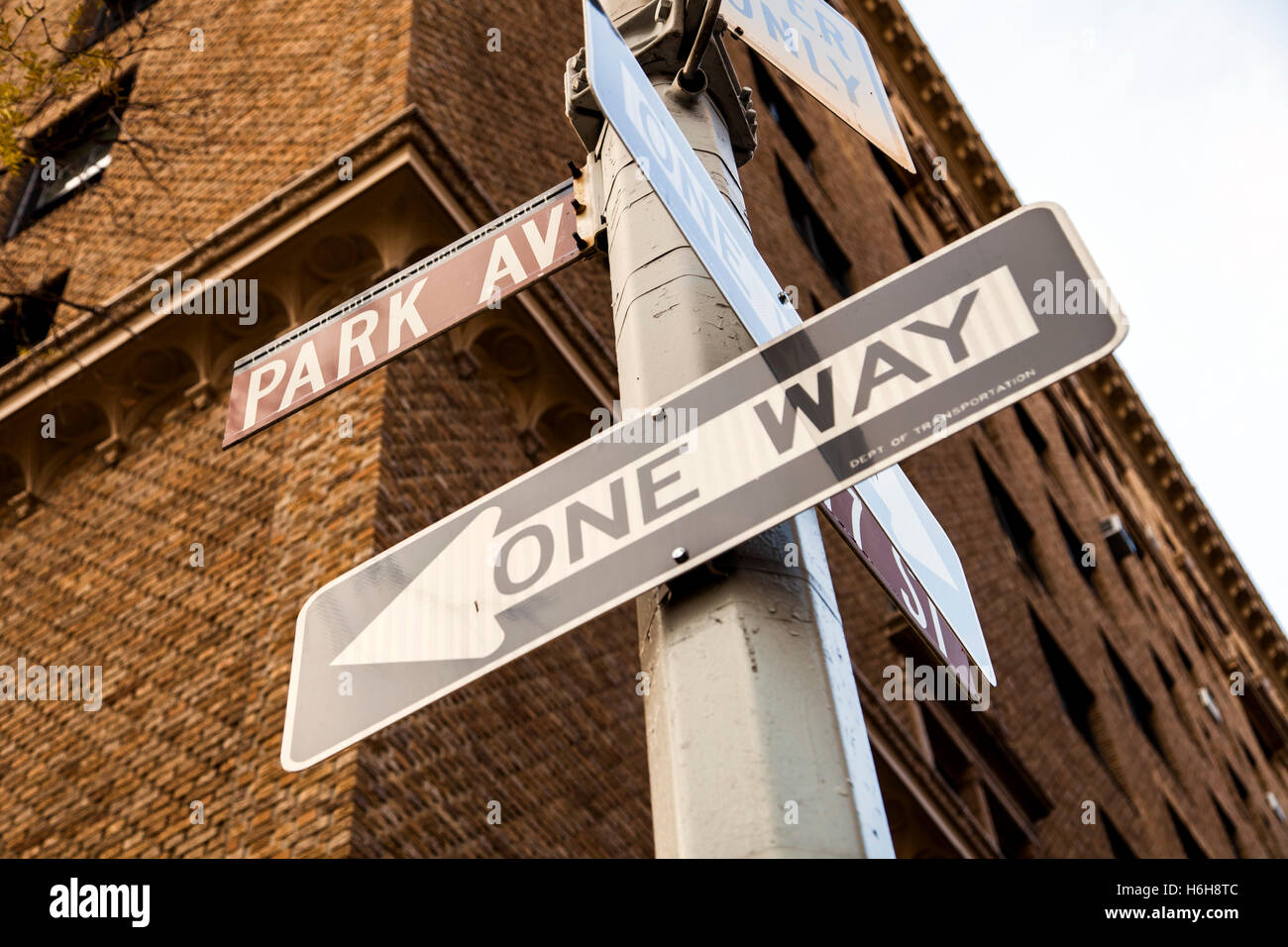 Street signs depicting it is Park Av. in Manhattan, and that it is one ...