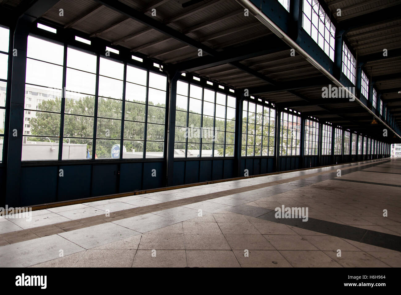 Empty train station platform Stock Photo - Alamy Empty train station platform Stock Photo - Alamy