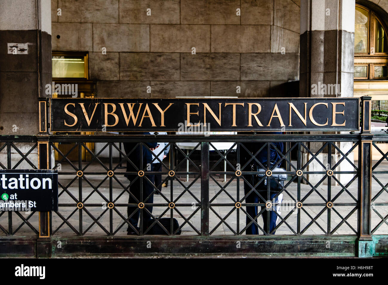 Manhattan subway sign hi-res stock photography and images - Alamy