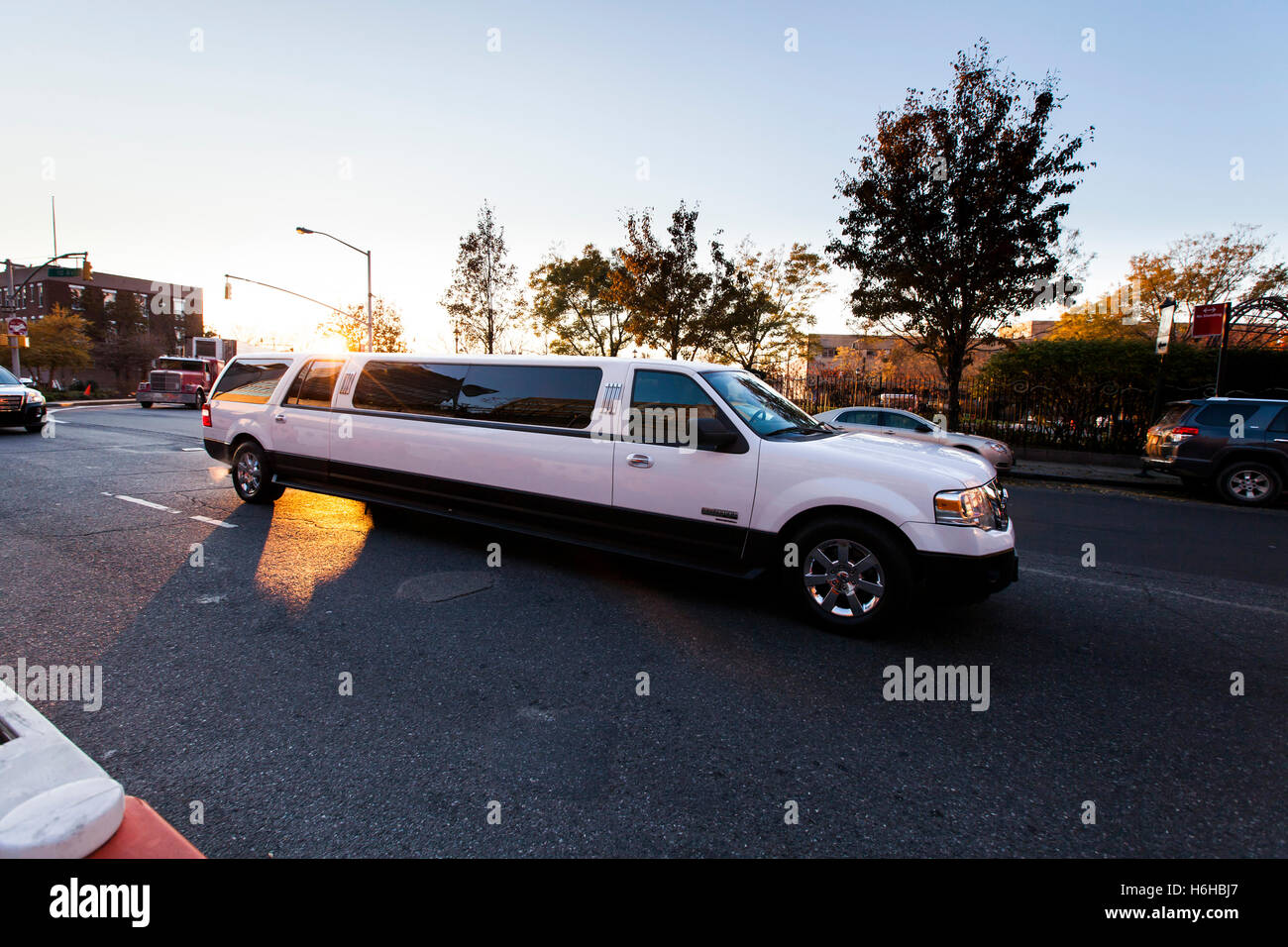 Limousine on the road hi-res stock photography and images - Alamy