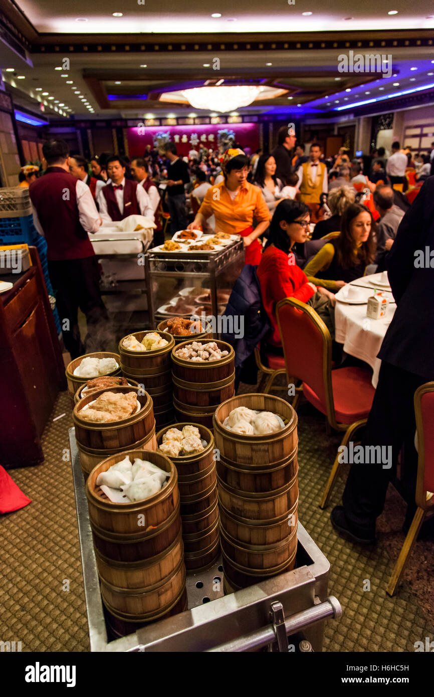 New-York, USA - NOV 18: Busy large Chinese restaurant hall in Chinatown ...