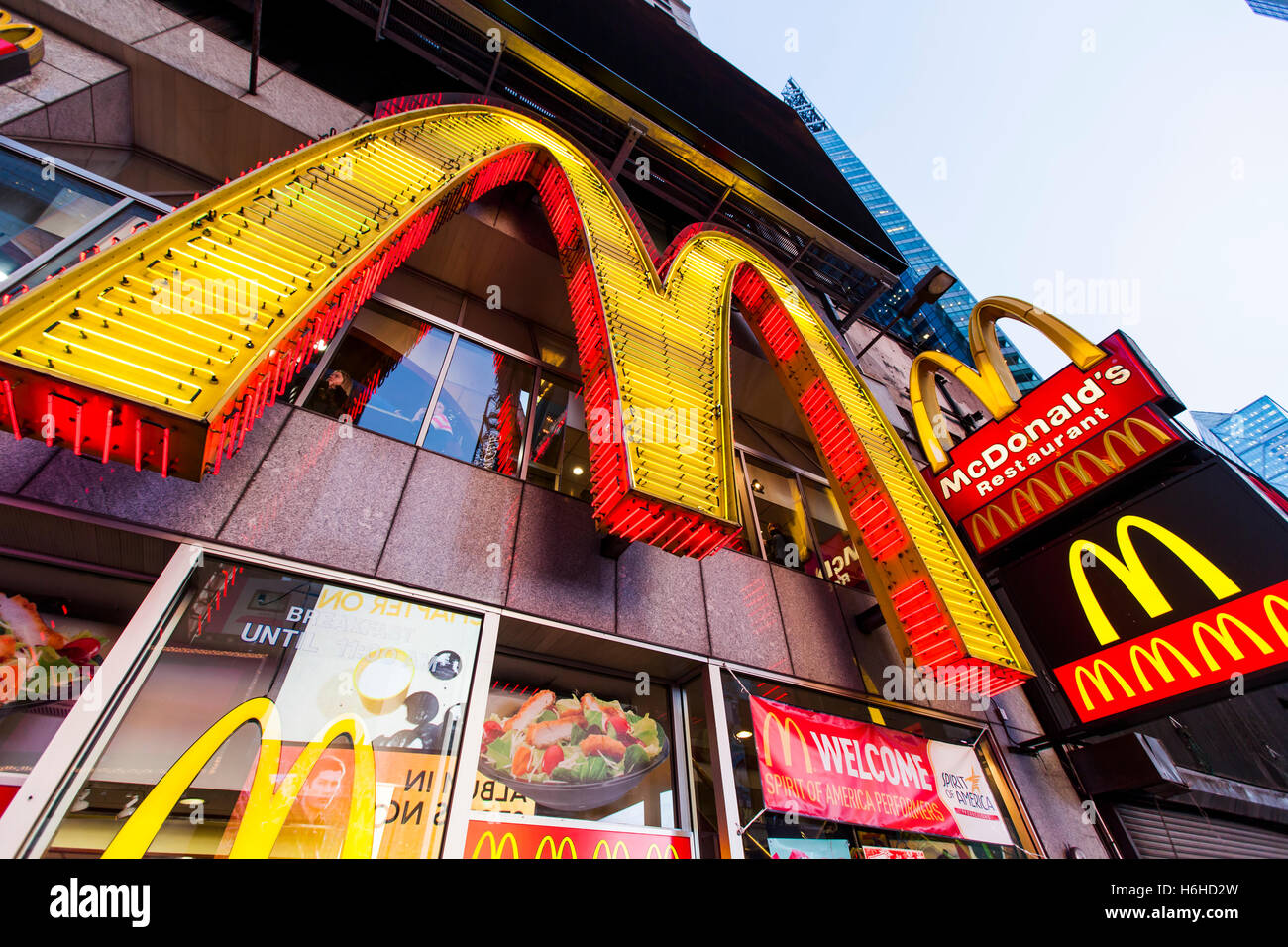 New-York, USA - NOV 20: The entrance of the Times Square McDonald's ...