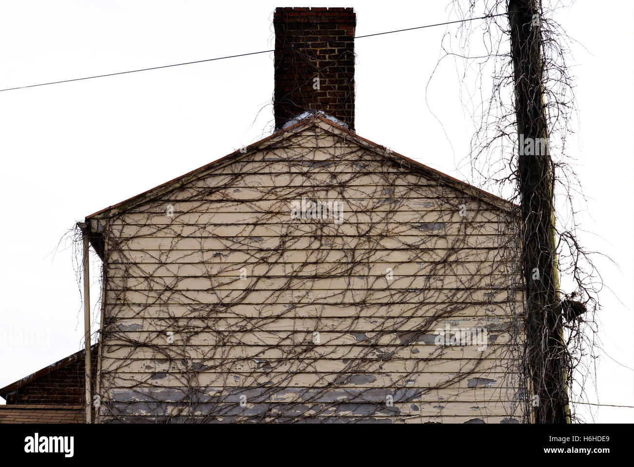 Old house at home hi-res stock photography and images - Alamy