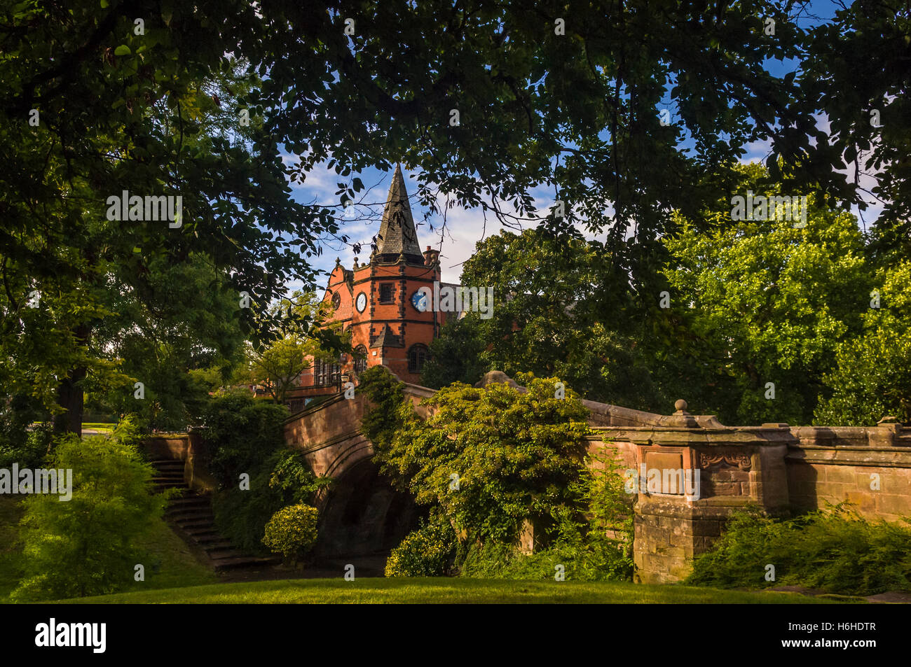 Port Sunlight Village, Wirral. The Lyceum building, originally built as ...