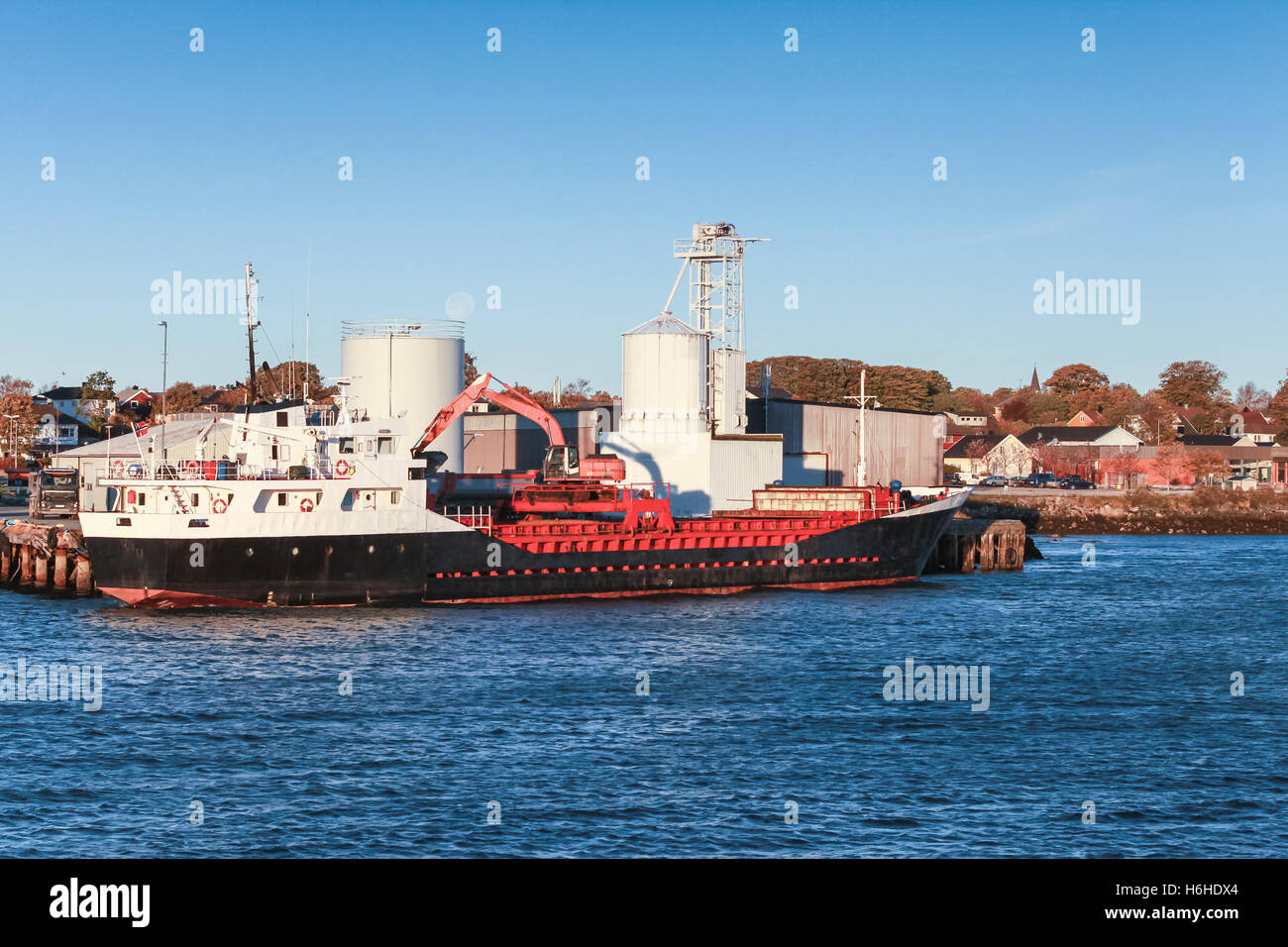 Cargo ship norway hi-res stock photography and images - Alamy