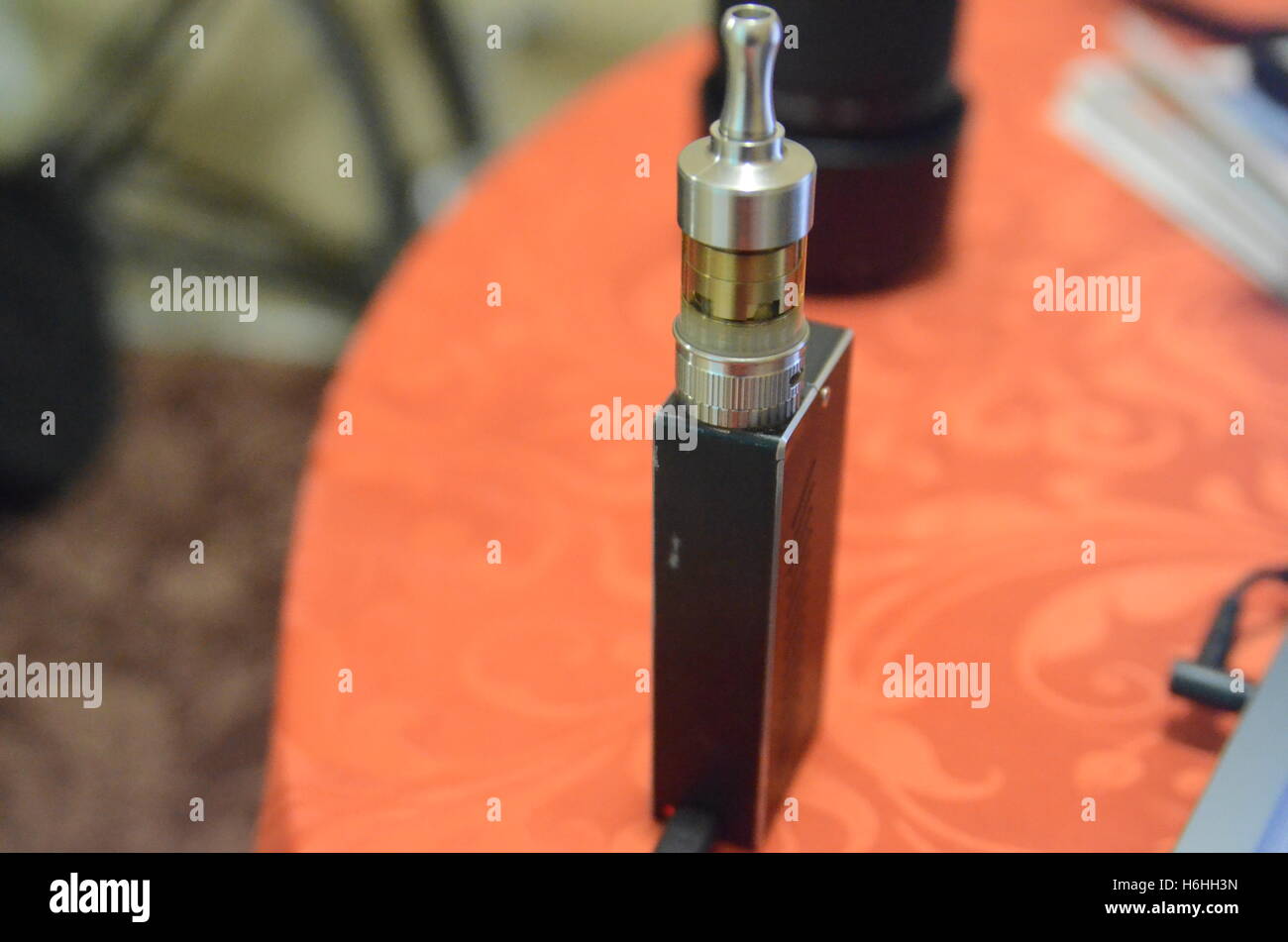 Vape Tank High Resolution Stock Photography and Images - Alamy