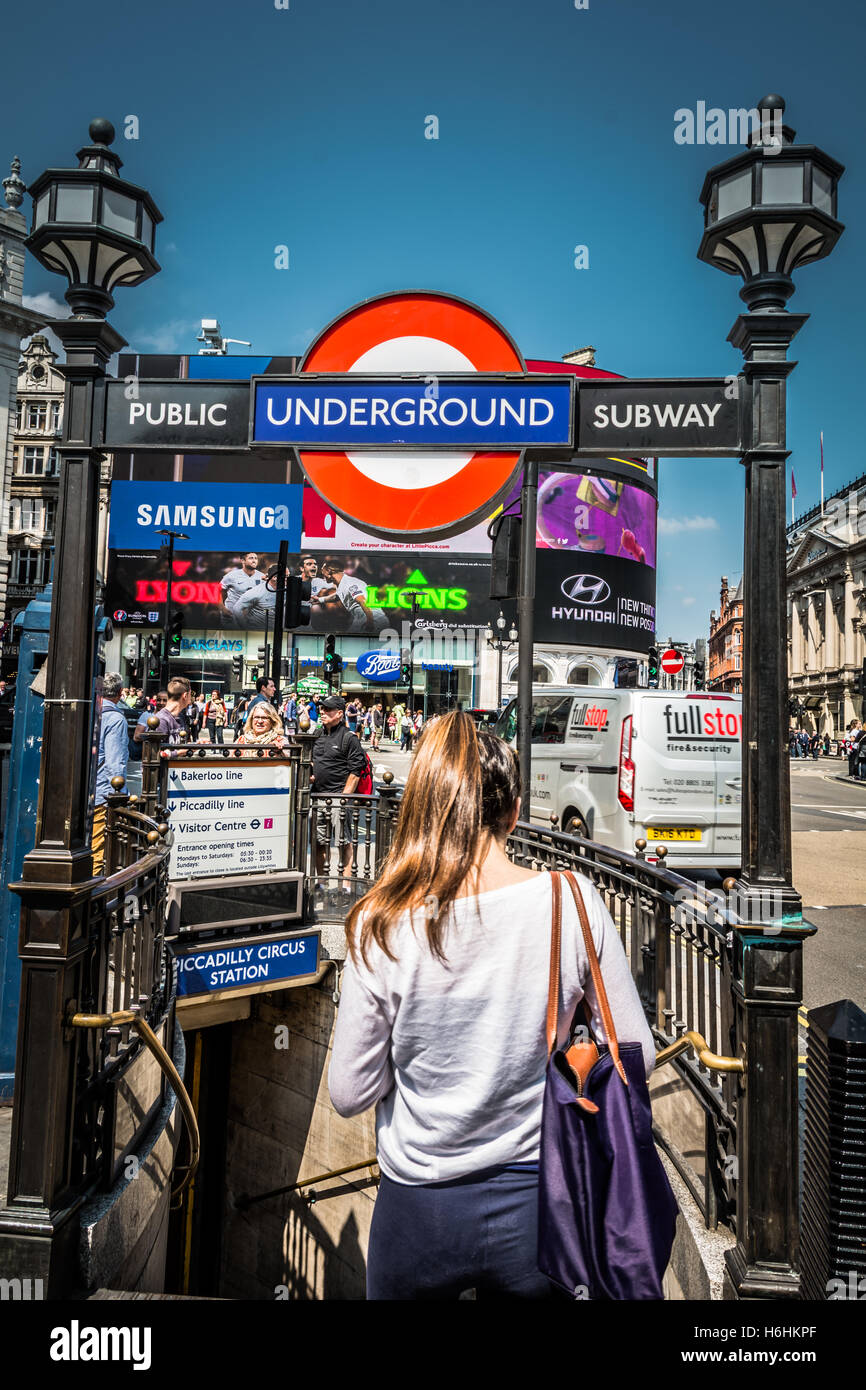 Female entrance hi-res stock photography and images - Alamy