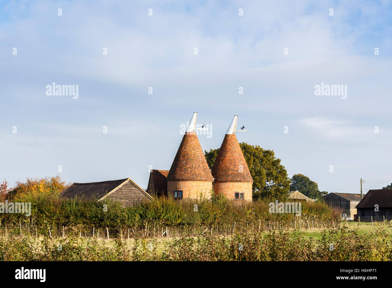 Converted farm houses hi-res stock photography and images - Alamy