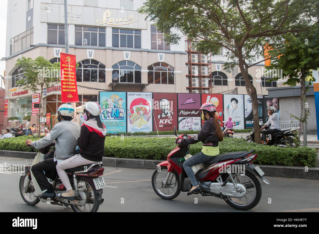 Saigon motorbikes hi-res stock photography and images - Alamy