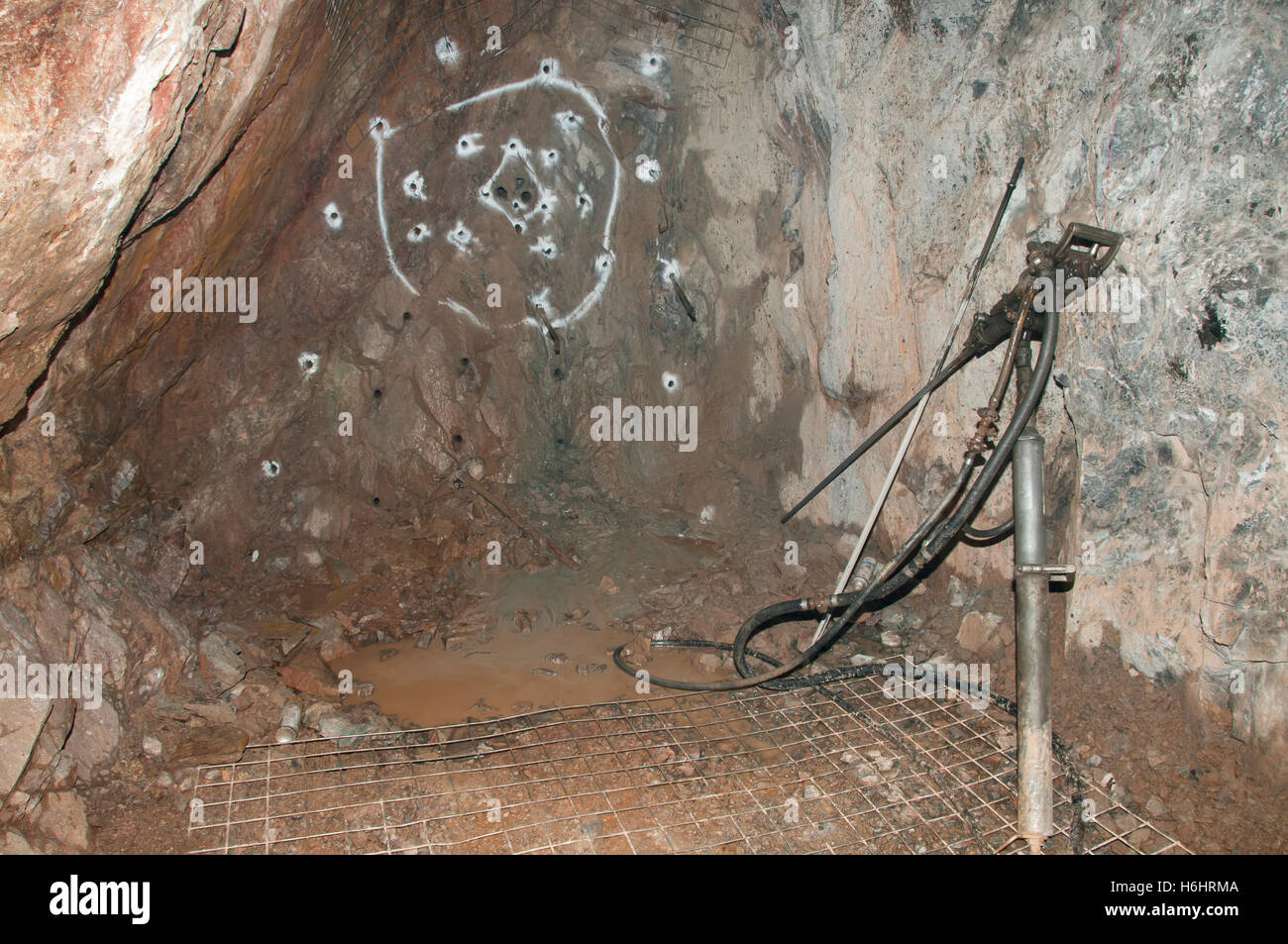Underground Mining Blast Drill Holes Stock Photo: 124552298 - Alamy