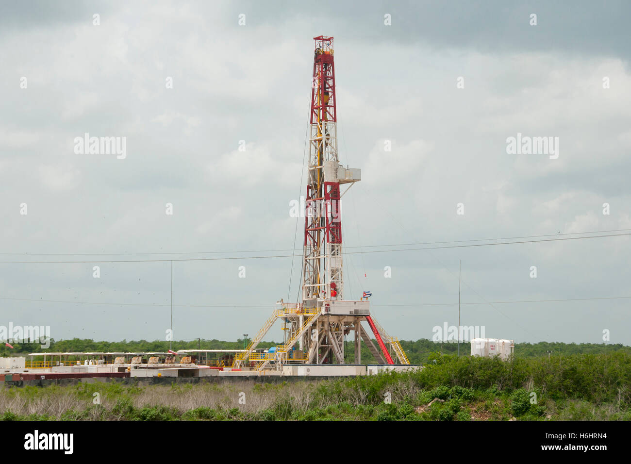Oil Rig - Cuba Stock Photo - Alamy