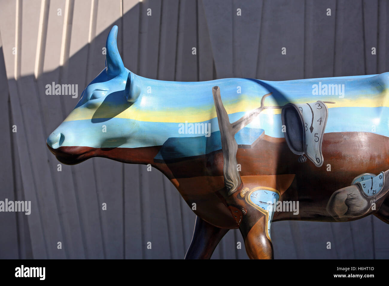 Shepparton Moooving art exhibitions of life sized cow sculptures ...