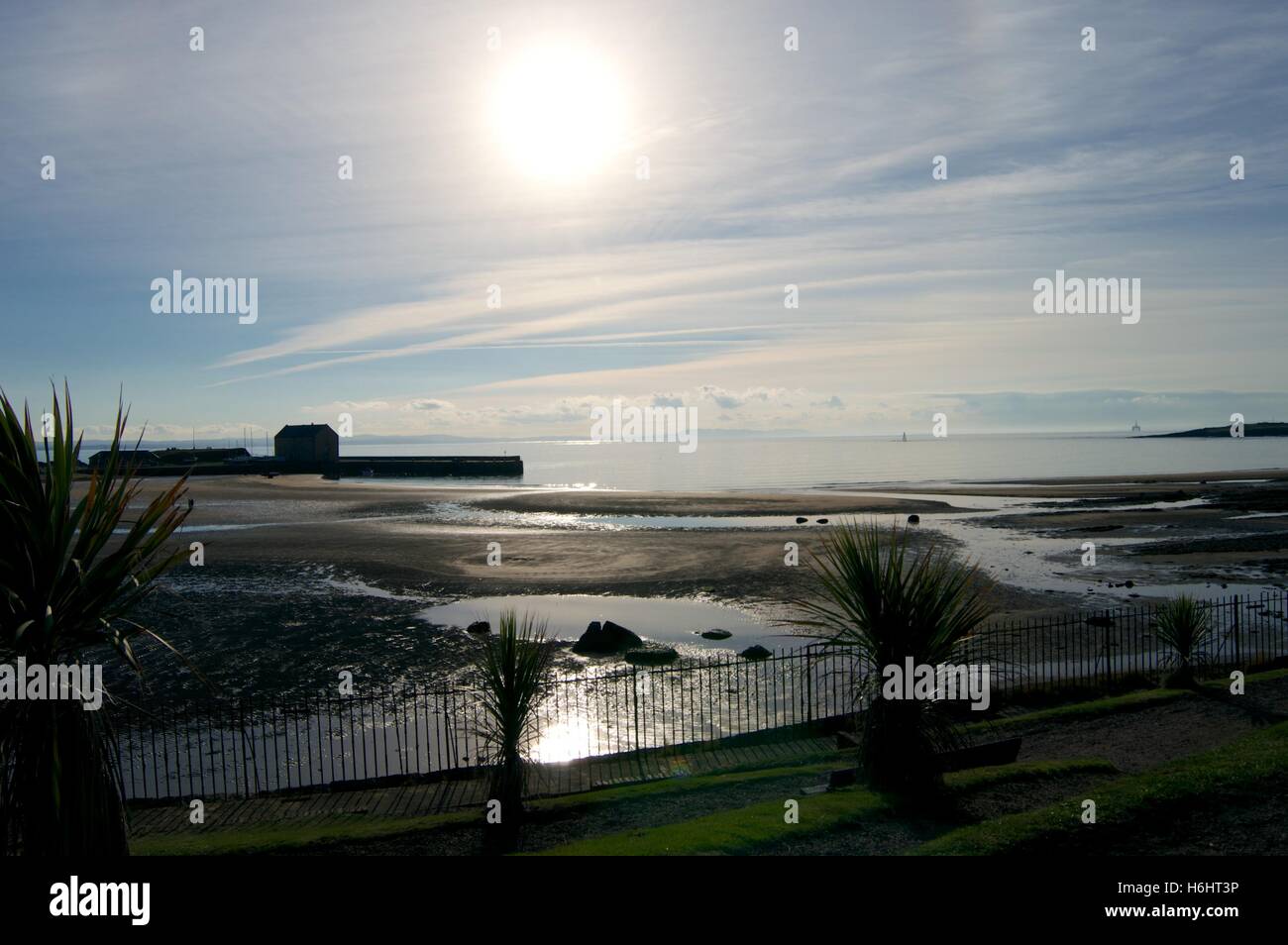 Elie Beach Harbour High Resolution Stock Photography and Images - Alamy