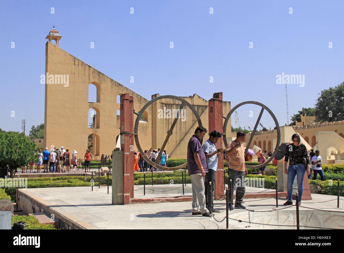 Chakra Yantra, Jantar Mantar astronomical observatory, Jaipur ...