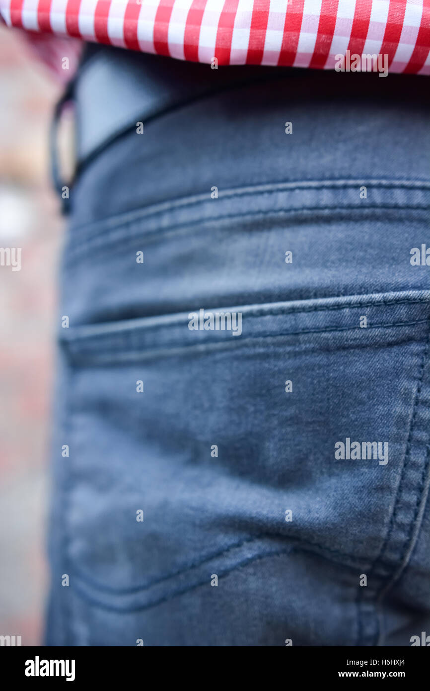 pocket in jeans trouser Stock Photo - Alamy