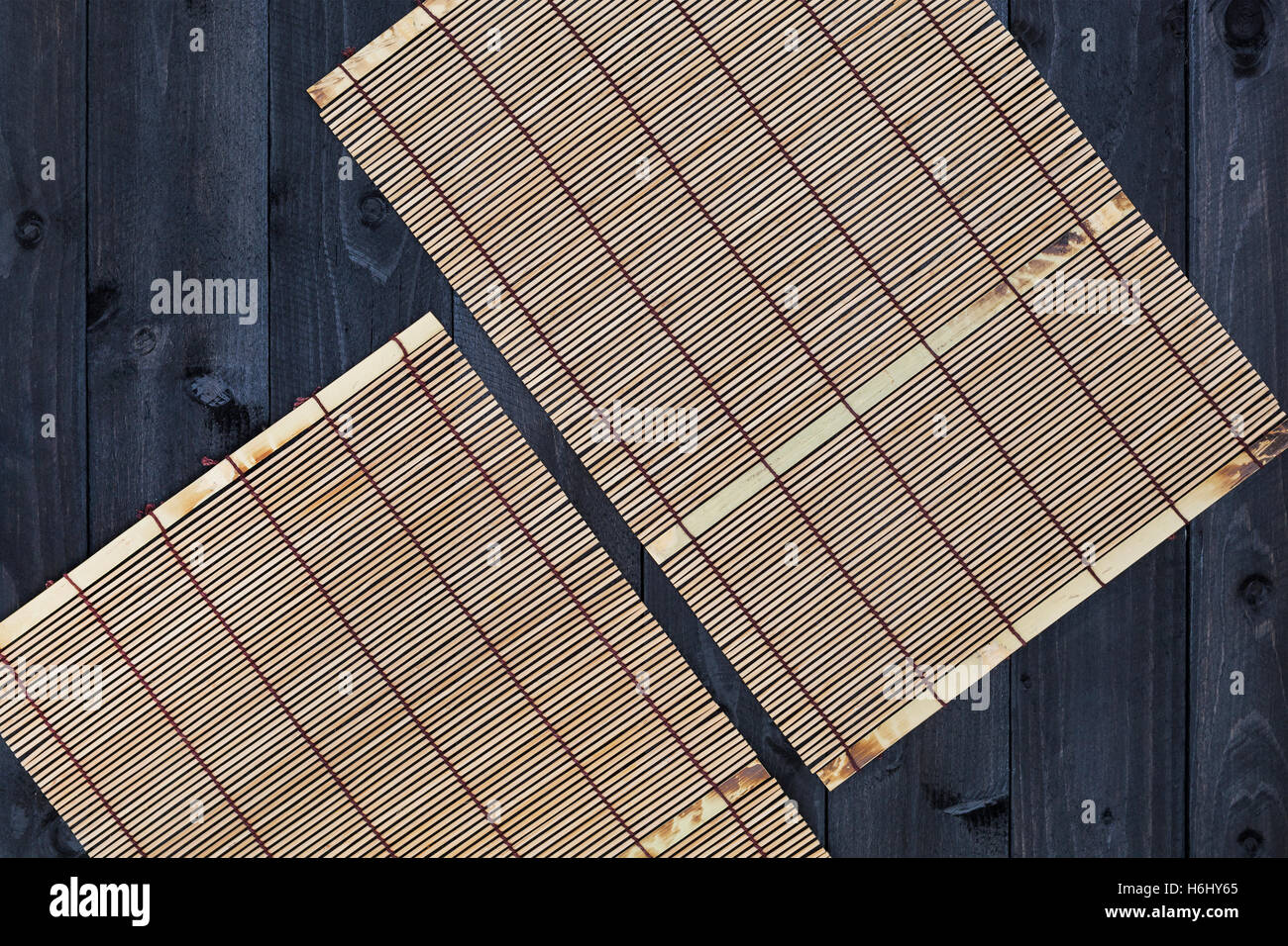 Traditional japanese bamboo mat hi-res stock photography and images - Alamy