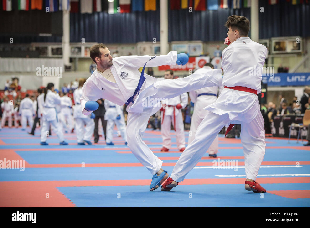 Kumite team hi-res stock photography and images - Alamy