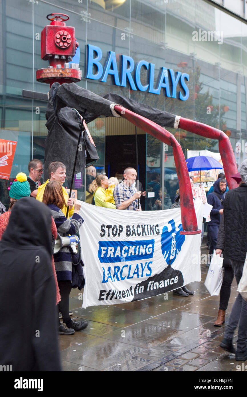 a cuadrilla plumpton frack off anti protest shale gas extraction ...