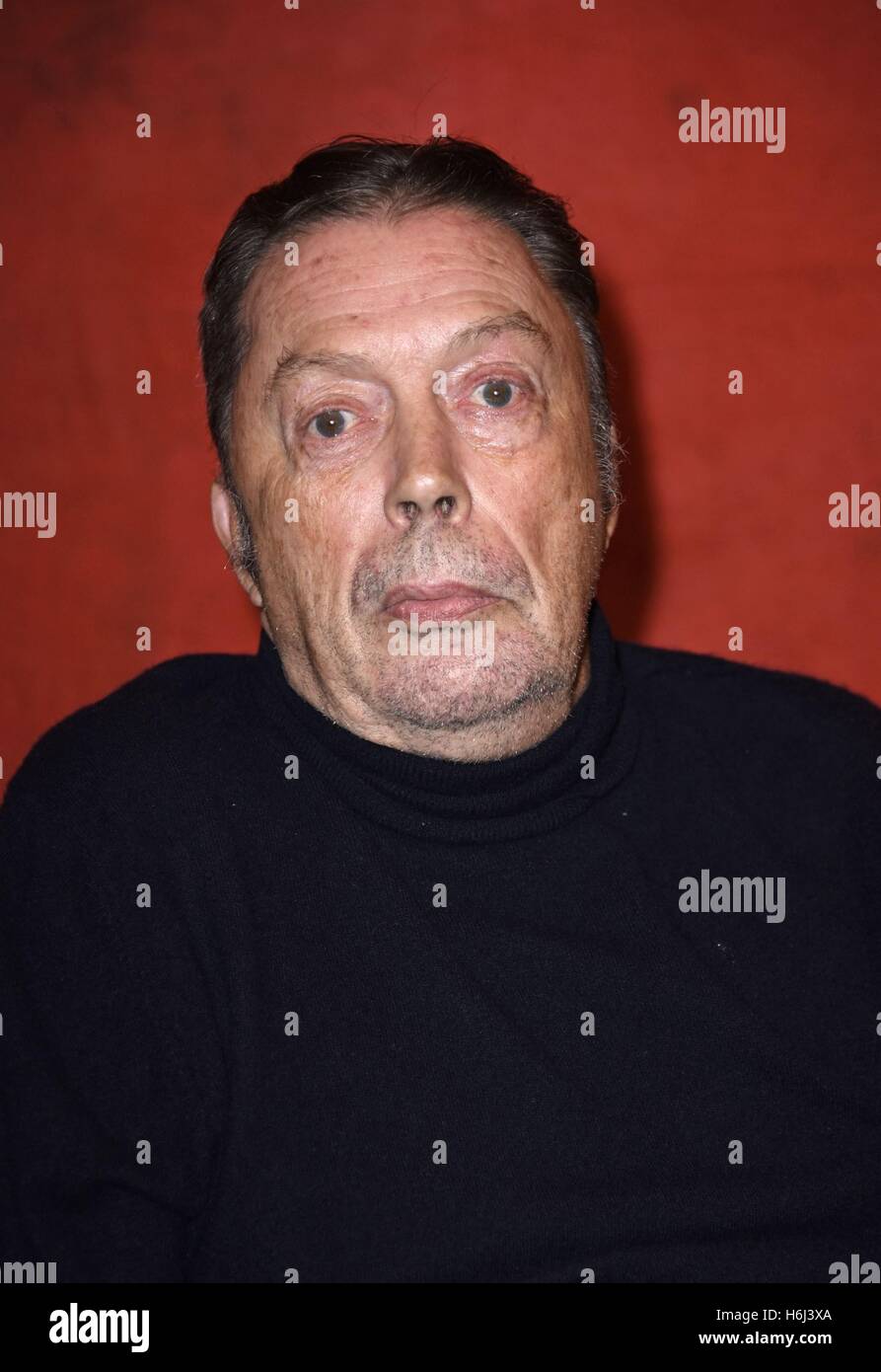 Parsippany, NJ, USA. 28th Oct, 2016. Tim Curry in attendance for ...