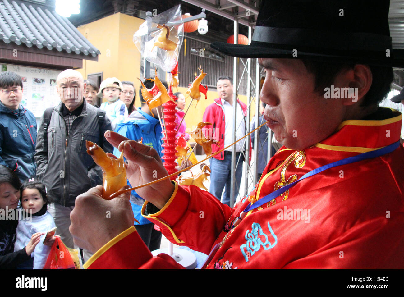 Pulled sugar hi-res stock photography and images - Alamy