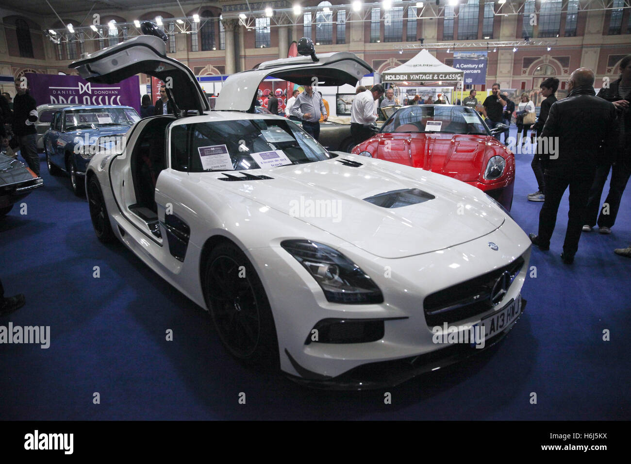 Alexandra Palace, London. UK 29 Oct 2016 - 2013 Mercedes SLS AMG ...