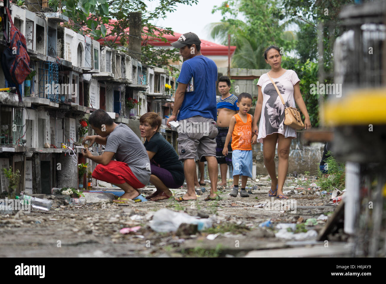30/10/2016,Calamba Cemetery,Cebu City,Philippines.All Saints & All ...