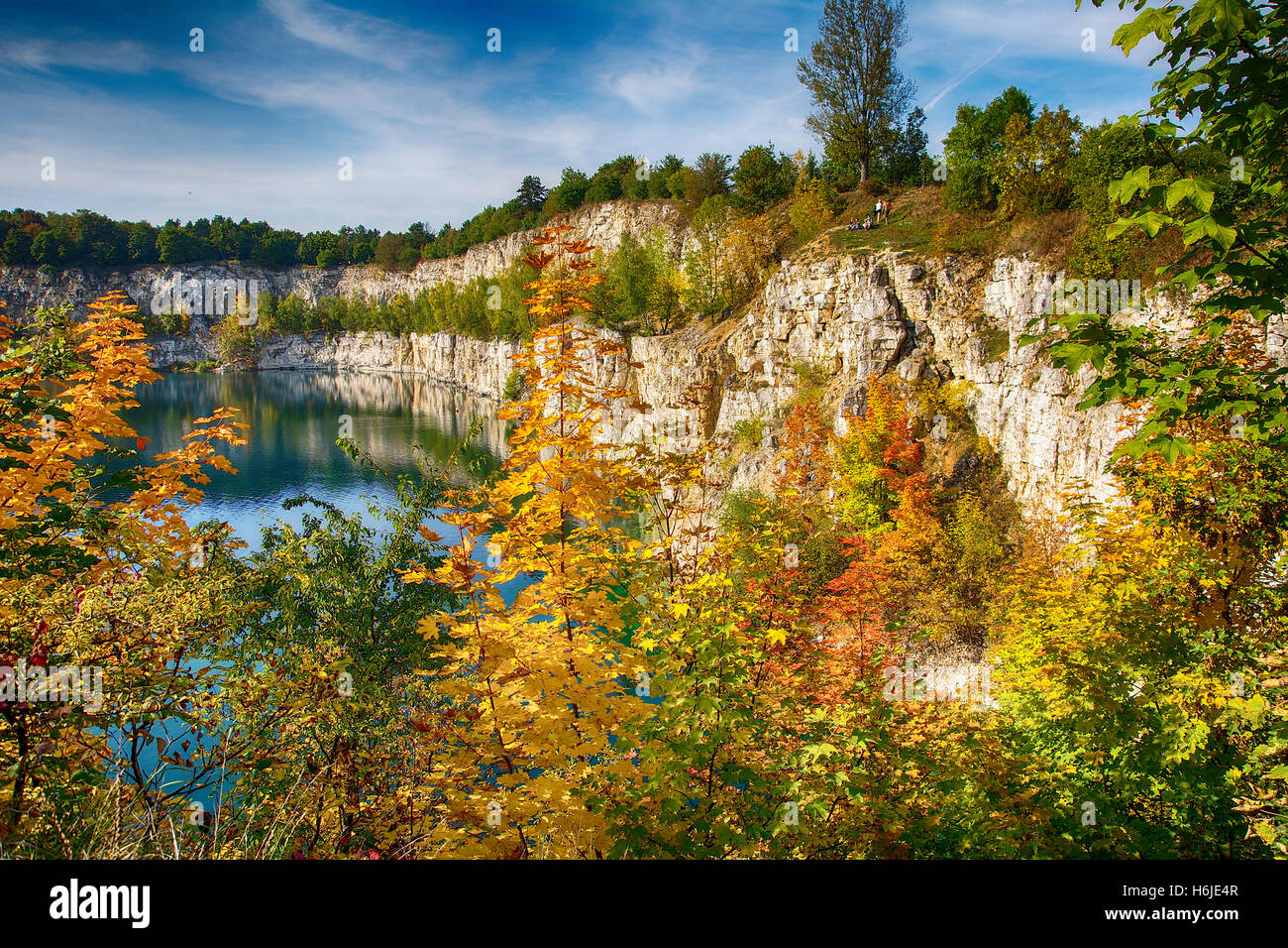 Green lake in the limestone quarry hi-res stock photography and images ...