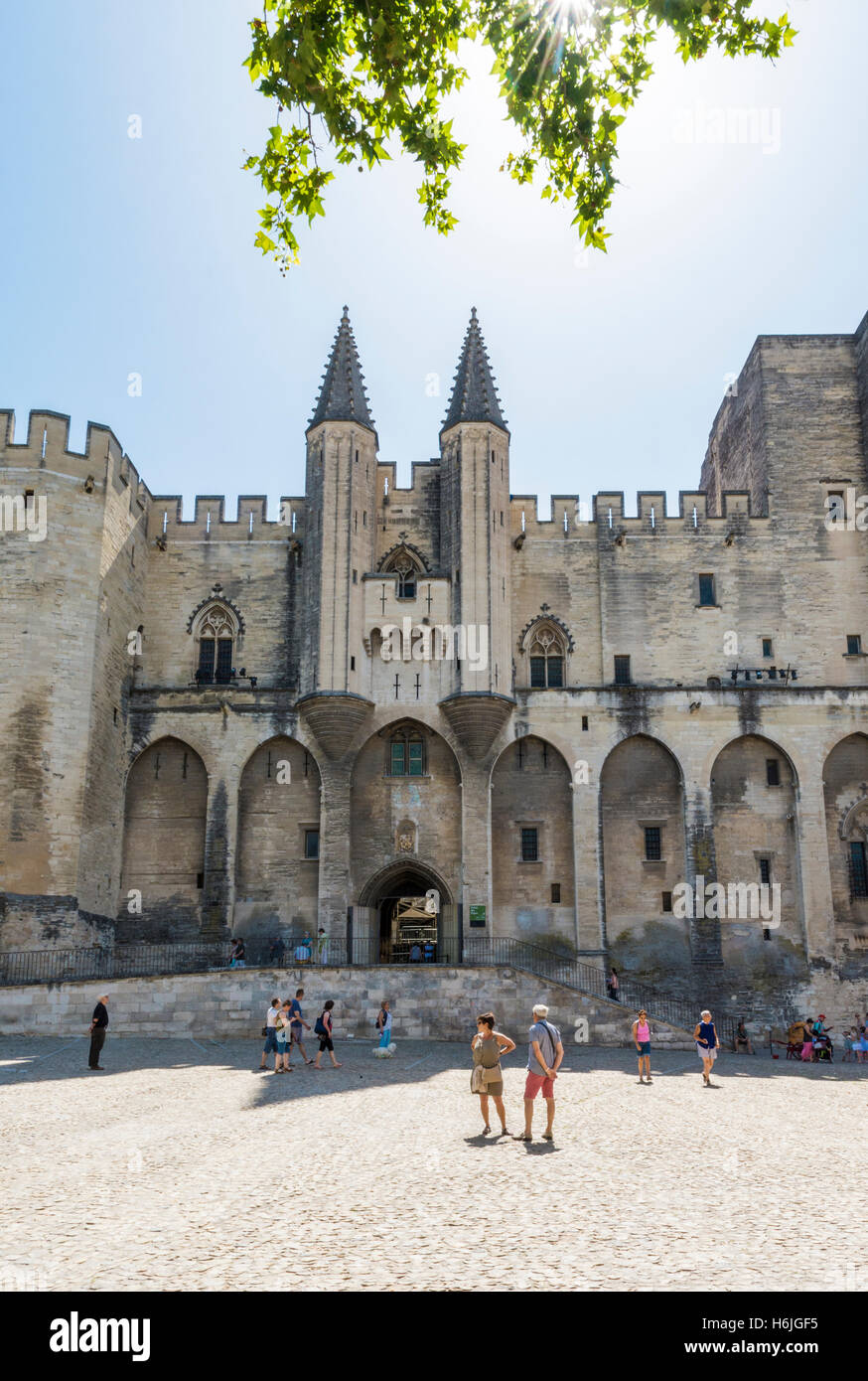 The Gothic twin towered facade of the Palais Neuf, Palais des Papes ...