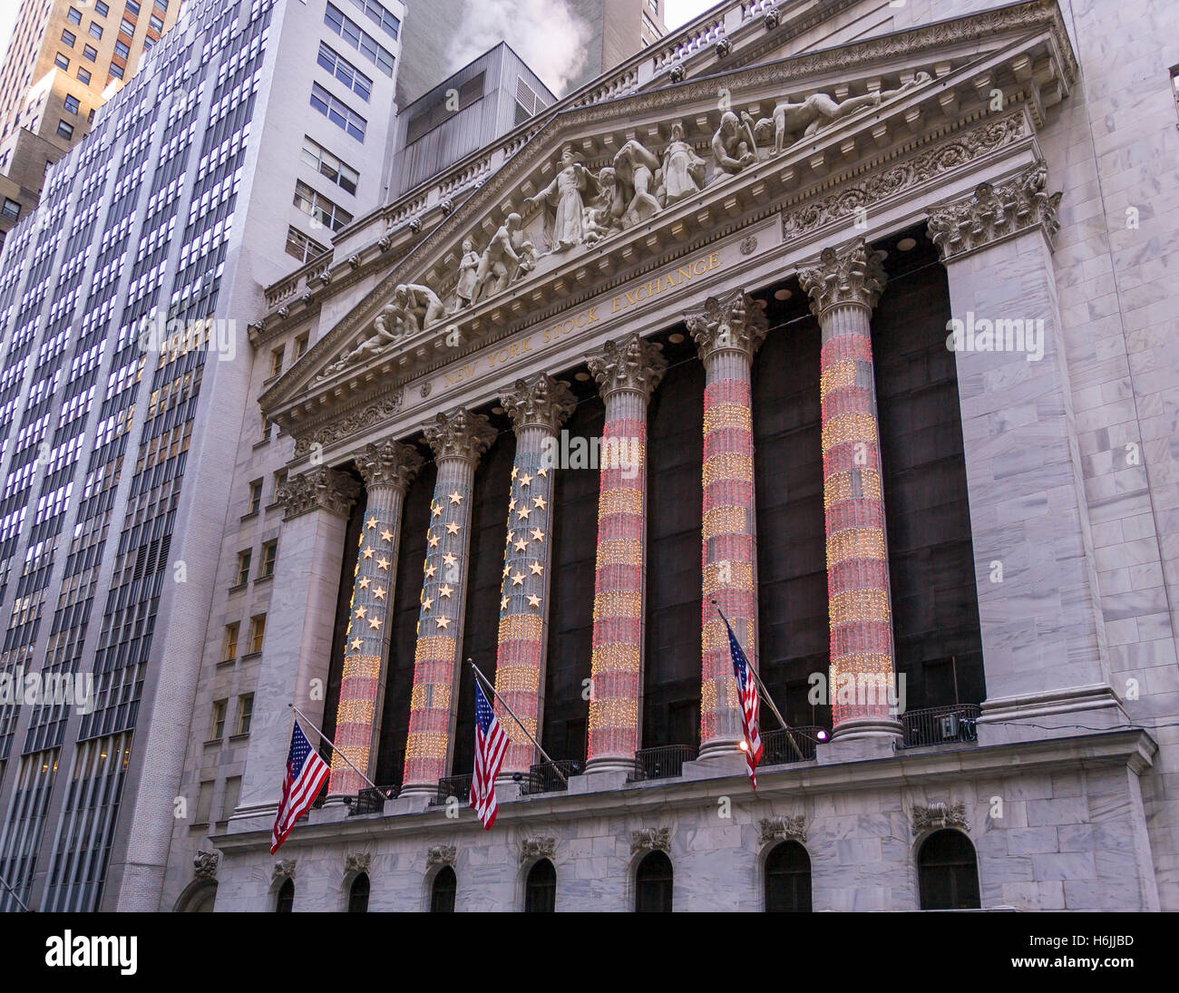 NEW YORK, NEW YORK, USA - New York Stock Exchange building exterior on ...